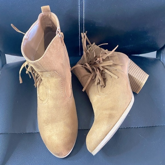 Brash | Shoes | Brash Tan Fringe Heeled Ankle Boots Size 8 2 | Poshmark